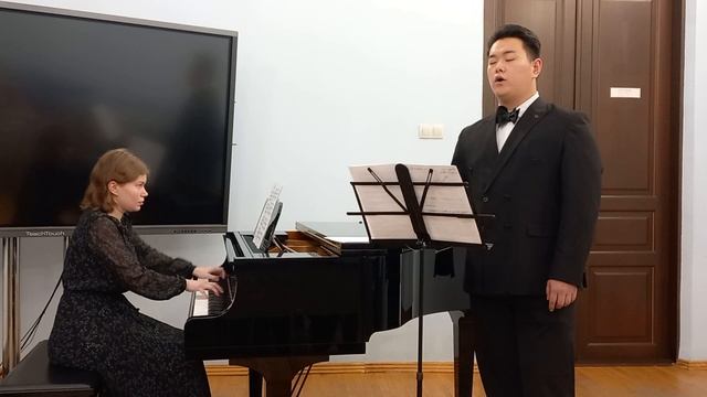 И. Брамс, ''Воскресное утро'' -поёт Цзиньвэй Чжан, концертмейстер Ольга Висниох