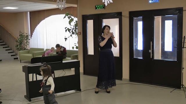 "Ещё он не спешит" / Романова Евгения / Рождественский концерт