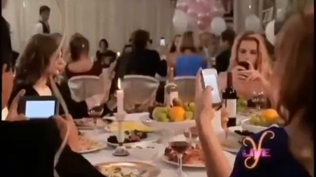 Смартфонобесие...