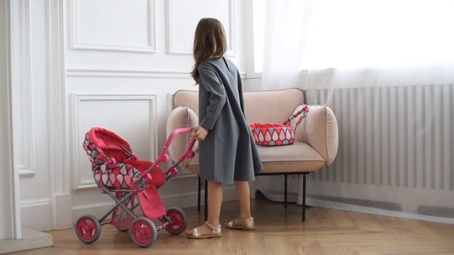 Коляска марки Miss Kapriz