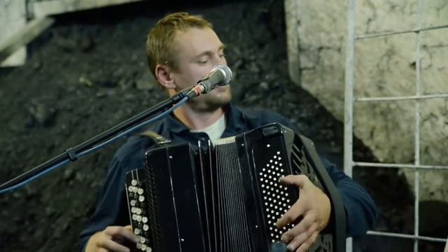 ♫ ЭТО ПРОСТО ШЕДЕВР ! ! ! РЕБЯТА В КОЧЕГАРКЕ ОТОЖГЛИ по ПОЛНОЙ ! РУКИ ВВЕРХ ЛУЧШИЙ ПАРЕНЬ  НА БАЯНЕ