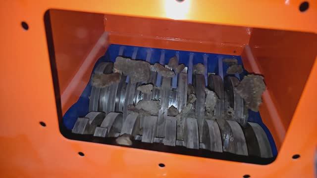 Дробилка жмыха | Промышленный шредер ИШМ-220-400м