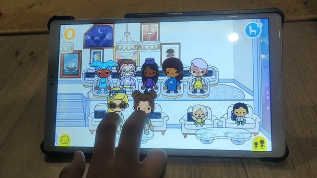 1 серия, 2 семейства, 2 сезон.