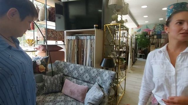 Художник Альбина Чуадзе в гостях у текстильной компании "РИД" и салона "Maison & Bureau"