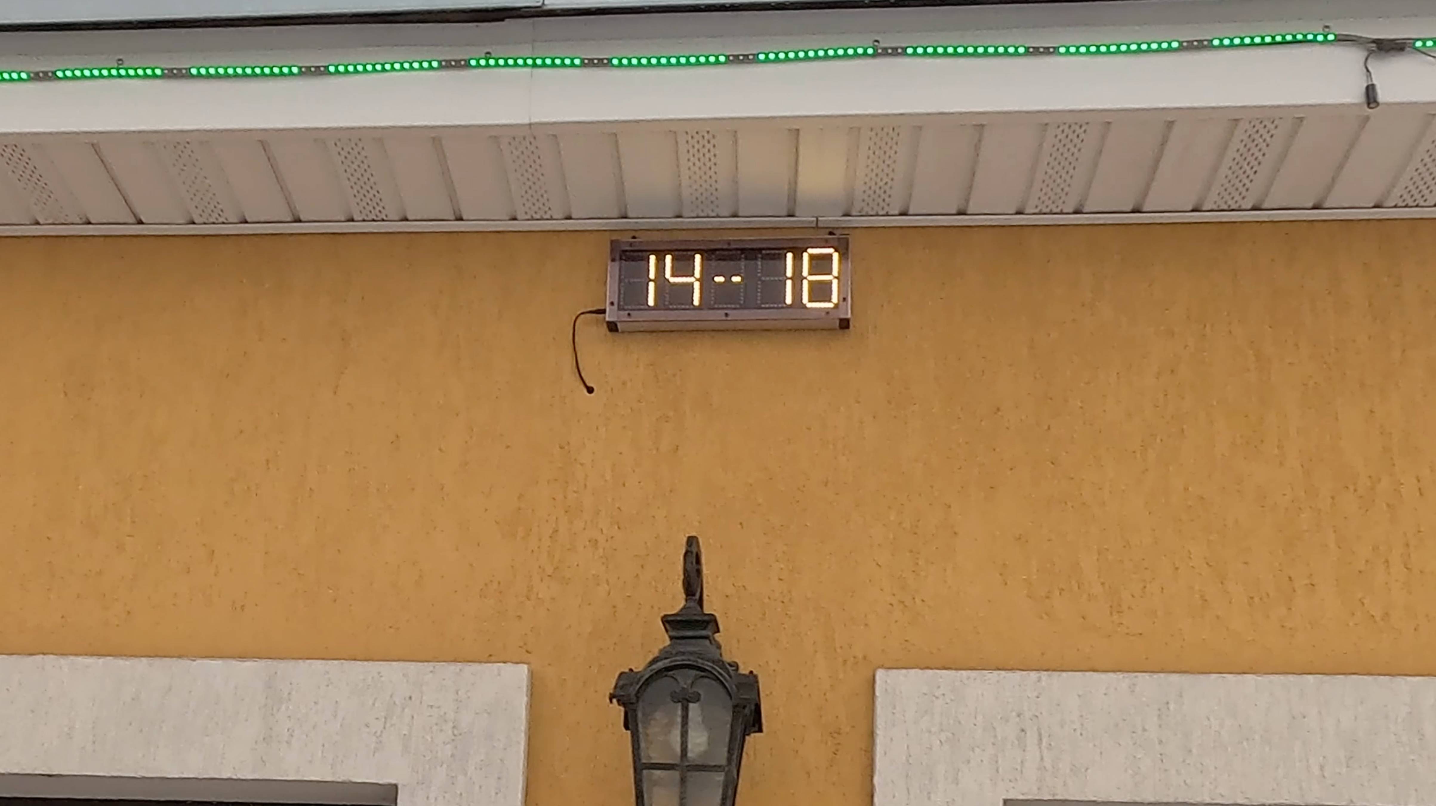 Простая метеостанция. Часть 1: табло на WS2812 + датчик BME280 + самодельный экран Стивенсона.