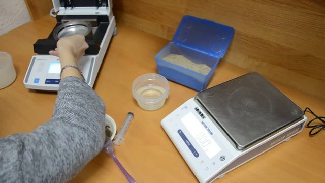 Определение влажности порошка методом высушивания до постоянной массы