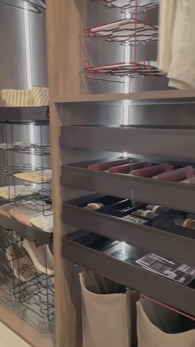 Система хранения KONMODO от Vibo (Иалия) на выставке SICAM 2024