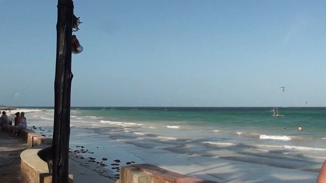 Отель NEPTUNE VILLAGE BEACH RESORT 4* В ожидании прилива.