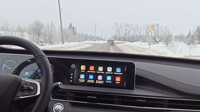 Chery Tiggo 4 Pro езда по городу зимой.