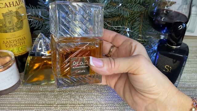 Новогодние ароматы с ноткой алкоголя.