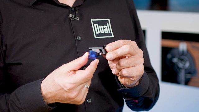 DUAL: Защита иглы звукоснимателя