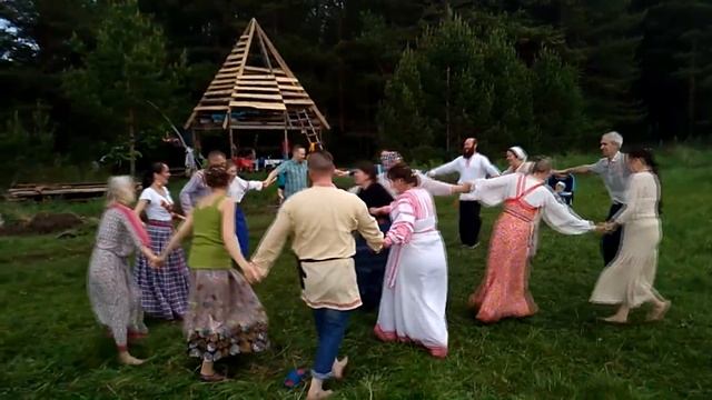 Хороводы на празднике Купала в Родовом поселении Жива