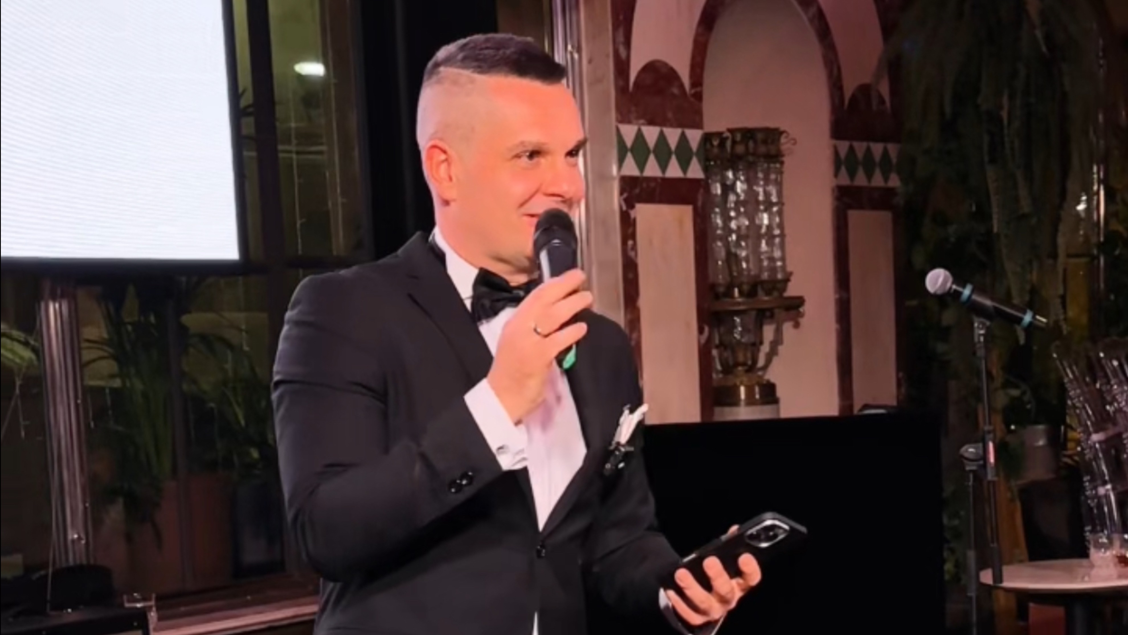 Стенд Ап с залом