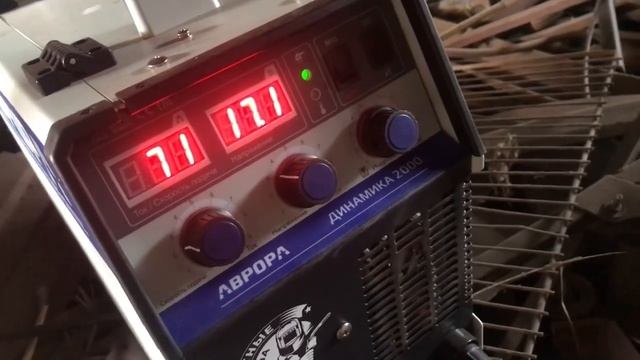 Полуавтомат Динамика 2000. Сварка лестницы.