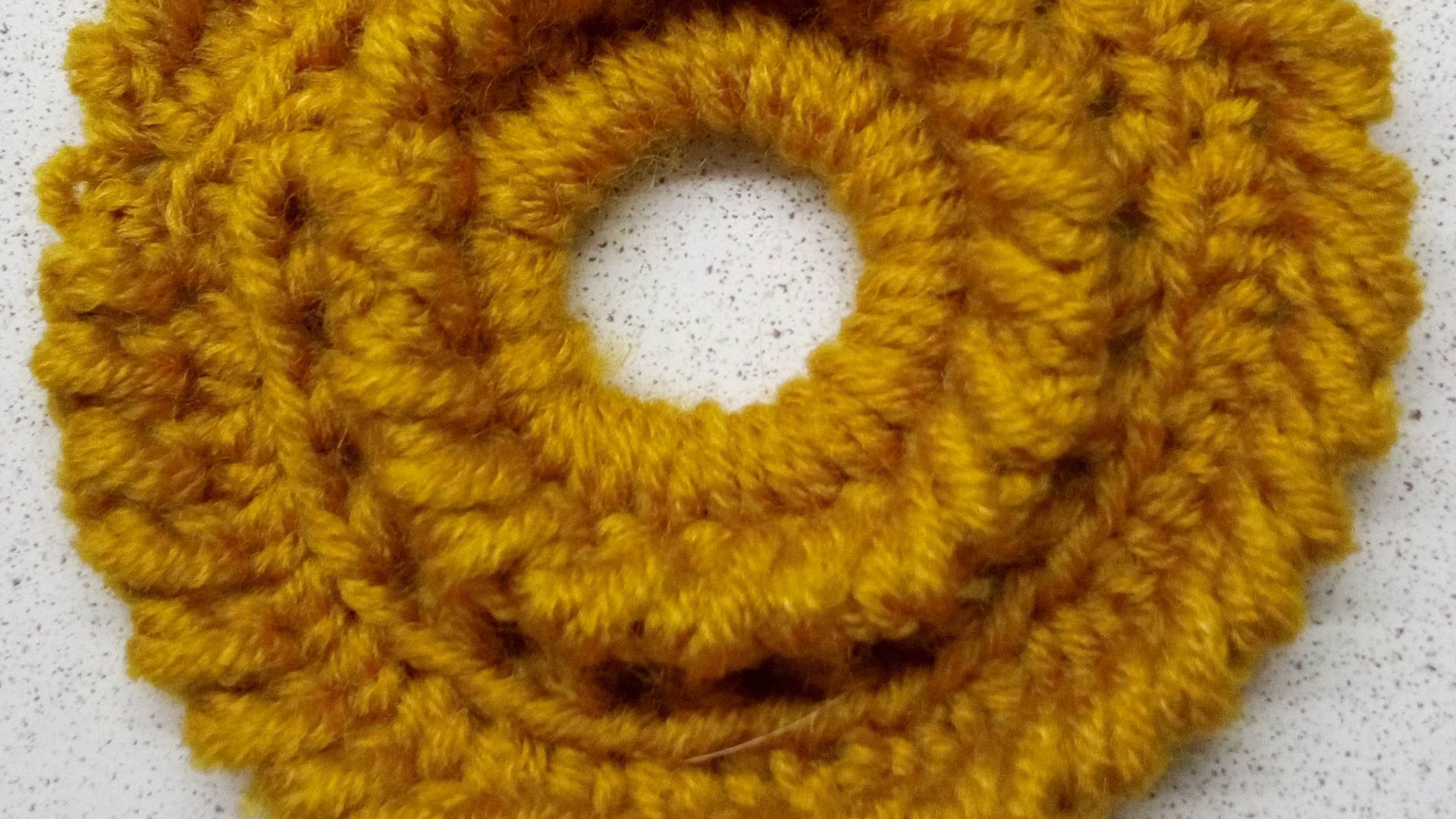 Ирландский кружевной мотив крючком.