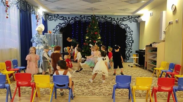 новогодний утренник группа № 1 Почемучки