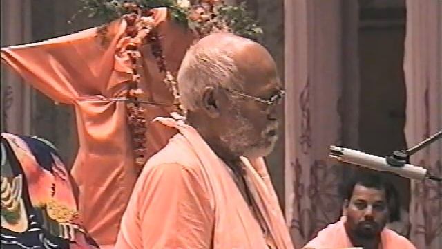Одесса 2001 - часть 22. Его Божественная Милость Шрила Бхакти Валлабха Тиртха Госвами Махараджа