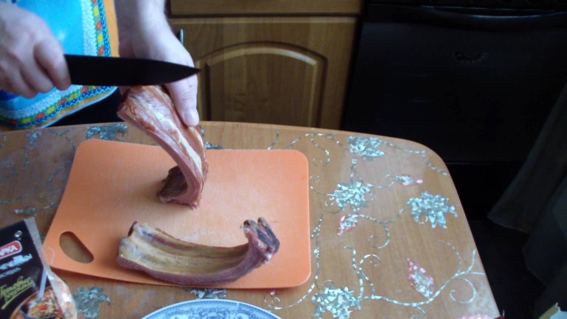 Суп из чечевицы с копченными ребрышками