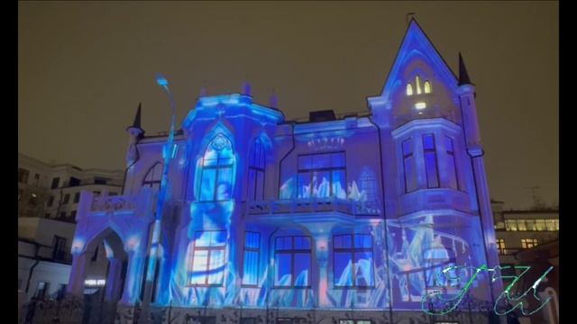 Лазерное видео "Снежная королева" на доме