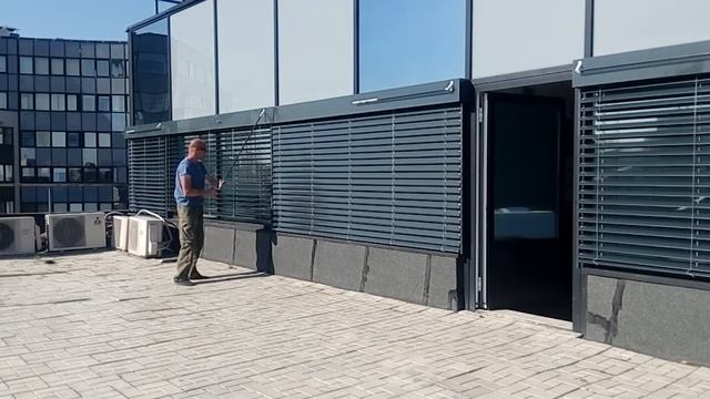 Рафшторы для террасы бизнес-центра | Alumdevelop