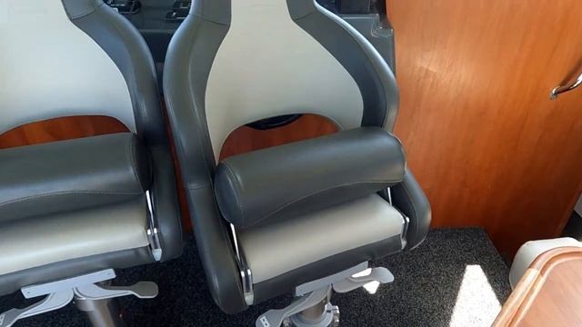 Катер 10 метров из сэндвича. Часть 12