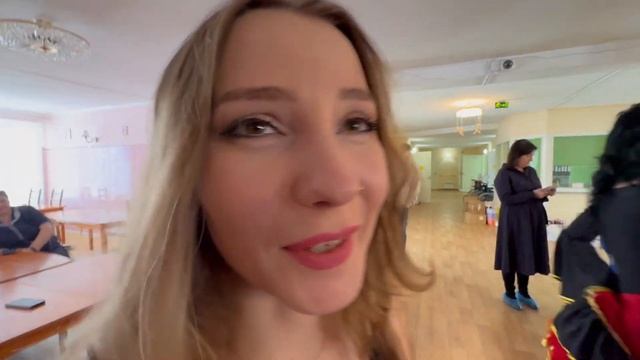 ПРАЗДНИК В ИНТЕРНАТЕ ДЛЯ ПОЖИЛЫХ ЛЮДЕЙ В КИКЕРИНО. Надежда-мой компас земной. Коллектив "Экспромт".