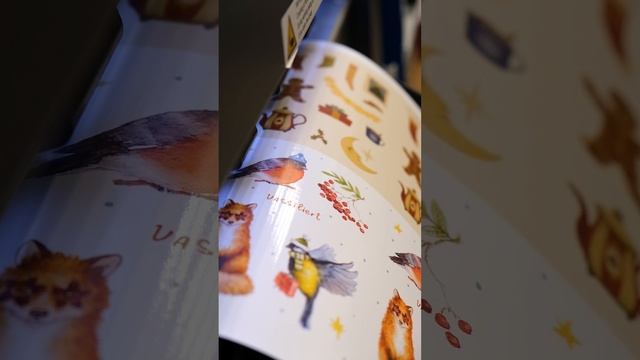 Плоттерная резка контуров стикерпака на производстве || Типография EnjoyPrint