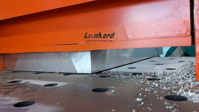 Max cut 150MM thickness high speed aluminum plate sawing machine