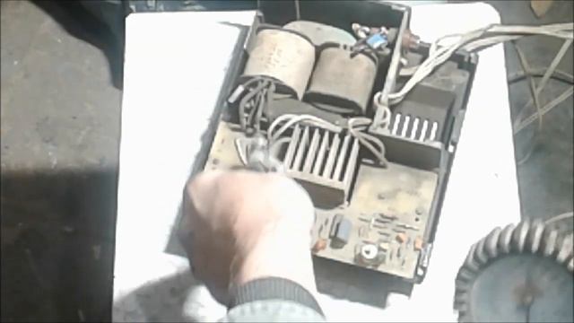 Зарядник аккумуляторов 70х годов