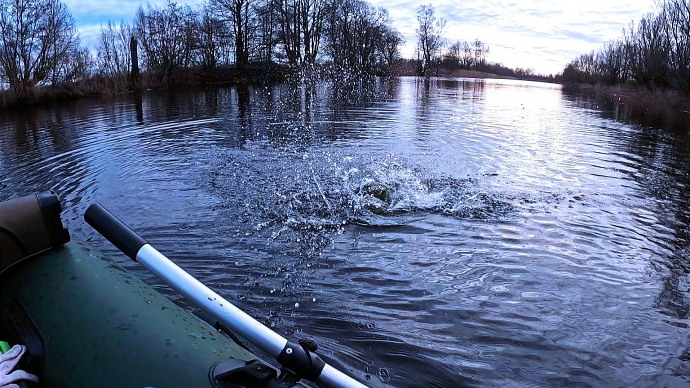 ВОТ А КАКОЙ РЫБАЛКЕ Я МЕЧТАЛ! Зимний жор щуки на спиннинг!