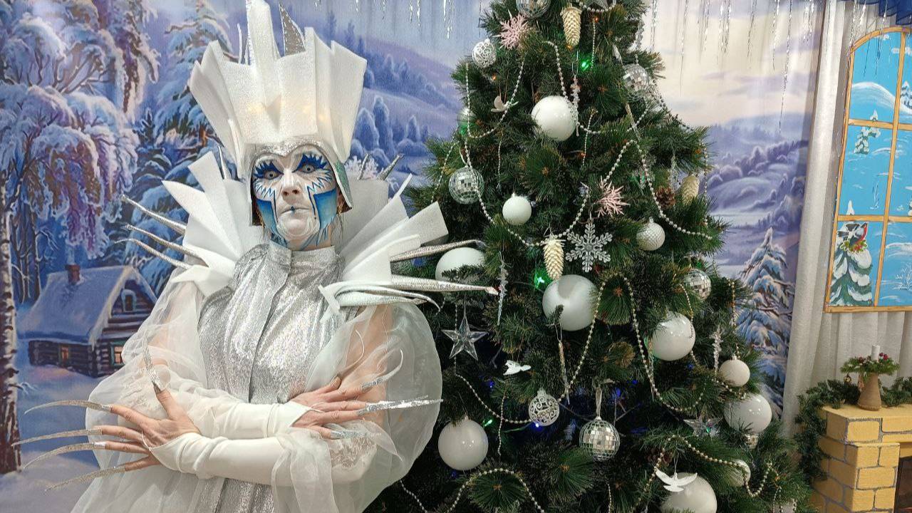 Костюм "Снежная Королева" своими руками