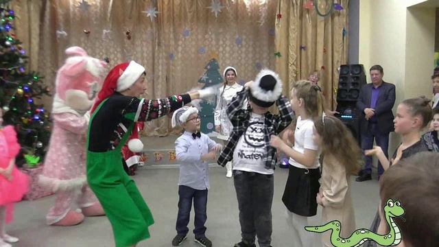 Новогодний детский утренник. Саратов ДК ВОГ.