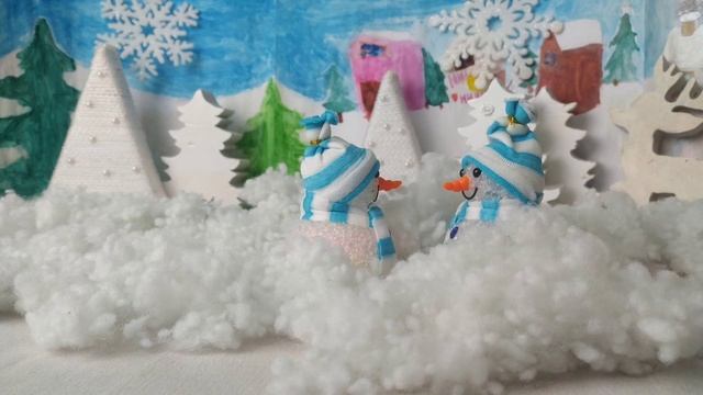 Мультфильм " Веселые приключения Снеговиков"