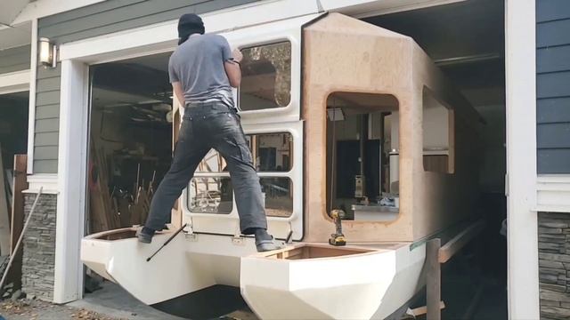 Tiny Houseboat Build Part17