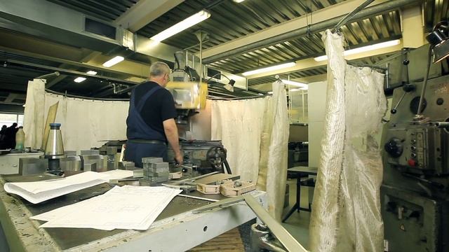 "ВИБРОТЕХНИК" - производитель лабораторных средств измельчения, смешивания и рассева материалов