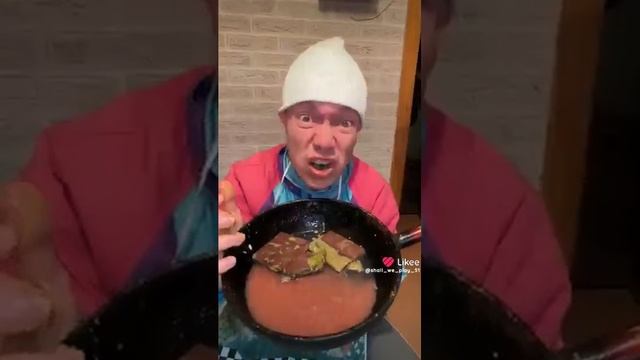 что этот бро творит вообще