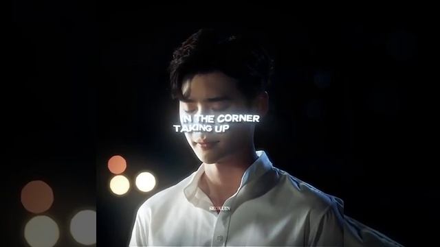 Название Меж двух миров