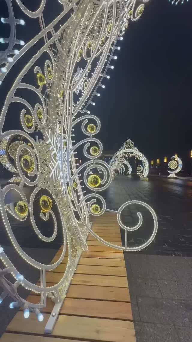 Ночной ВДНХ