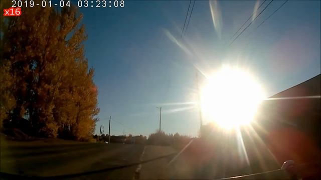 3. Инвалид на самодельном велосипеде рвет все шаблоны