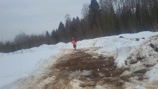 падение