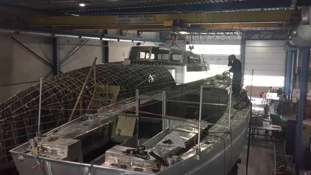 Superstructure on Bestevaer 49ST Zenith