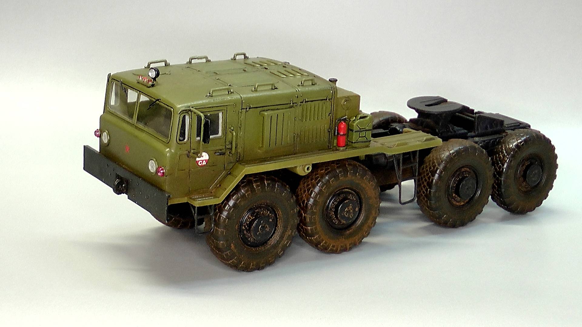 Модель от AVD МАЗ-537  п/п ЧМЗАП-5247Г. Сборка и покраска тягача