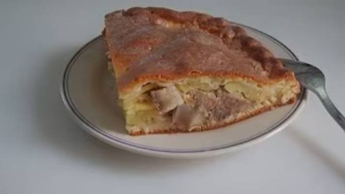 Пирог с картошкой и мясом