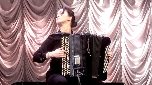 А.На Юн Кин "Как у бабушки козёл" Играет ростовская баянистка Виктория Ковач