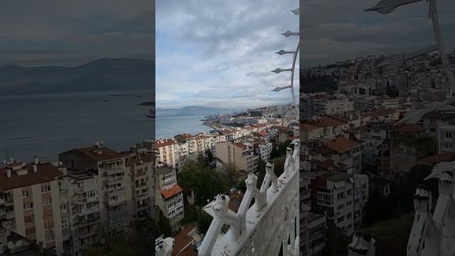 Асансор, Турки, ноябрь, 2023. (Asansor, Türkiye, Izmir, November).