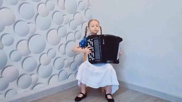 А.Доренский "Бриллиантовые пальчики" Играет Ростовская баянистка Ульяна Ковач, 10 лет