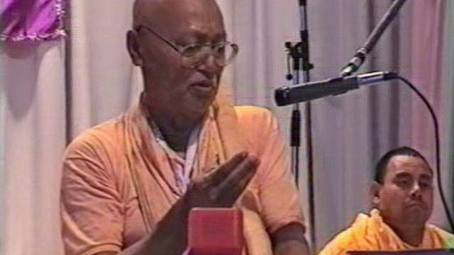 Москва 1999 - часть 15. Его Божественная Милость Шрила Бхакти Валлабха Тиртха Госвами Махараджа