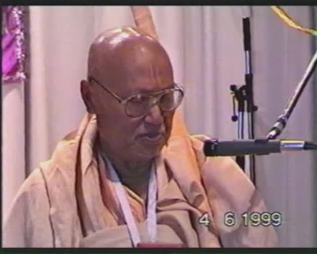 Москва 1999 - часть 13. Его Божественная Милость Шрила Бхакти Валлабха Тиртха Госвами Махараджа