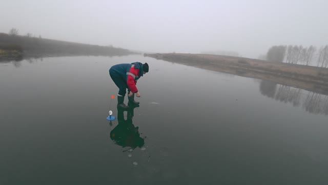 ПЕРВЫЙ ЛЁД. РЫБАЛКА НА ЩУКУ ЗИМОЙ