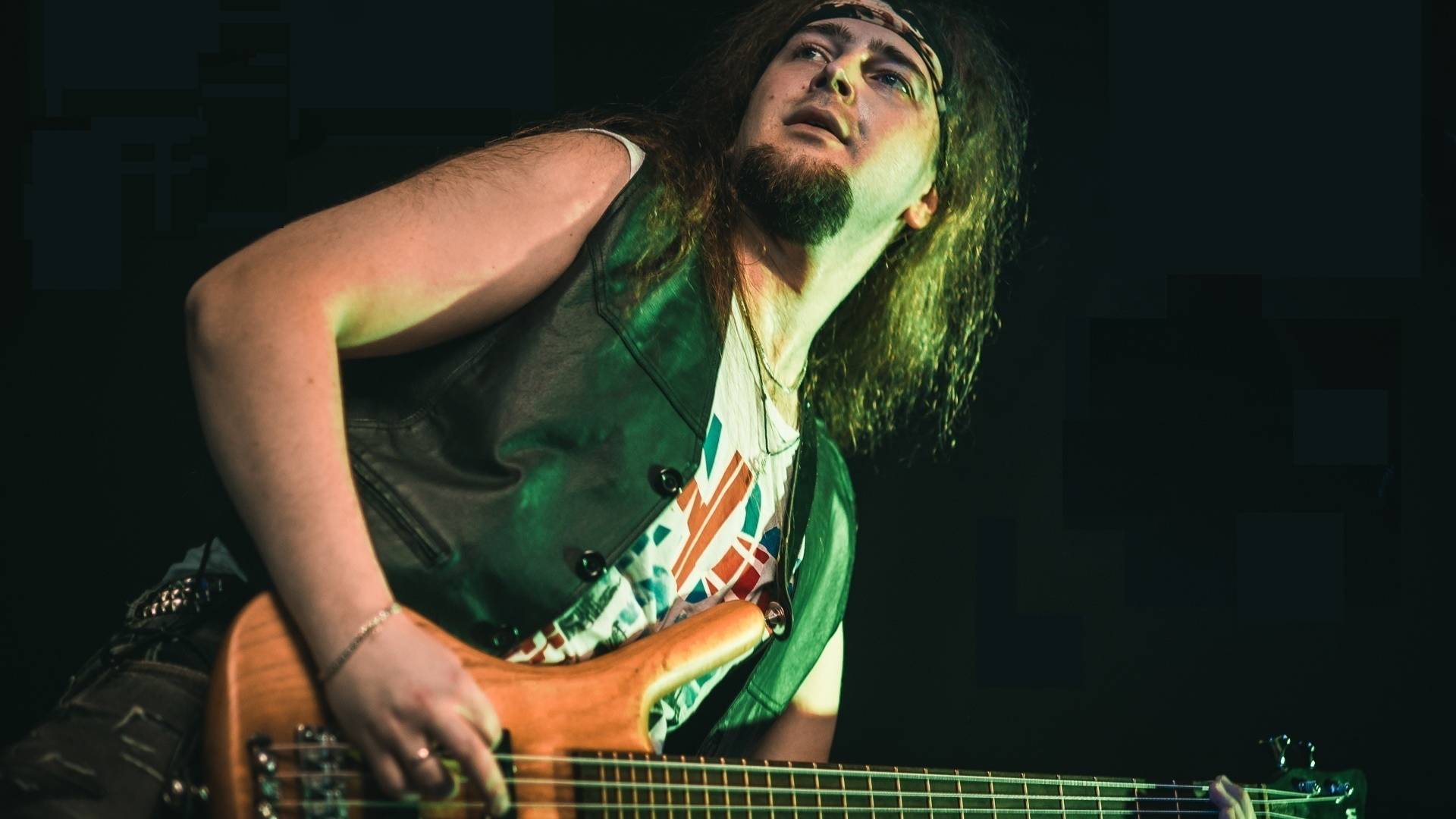 Андрей Баланец ADITUM - Кто ты...(бас соло)